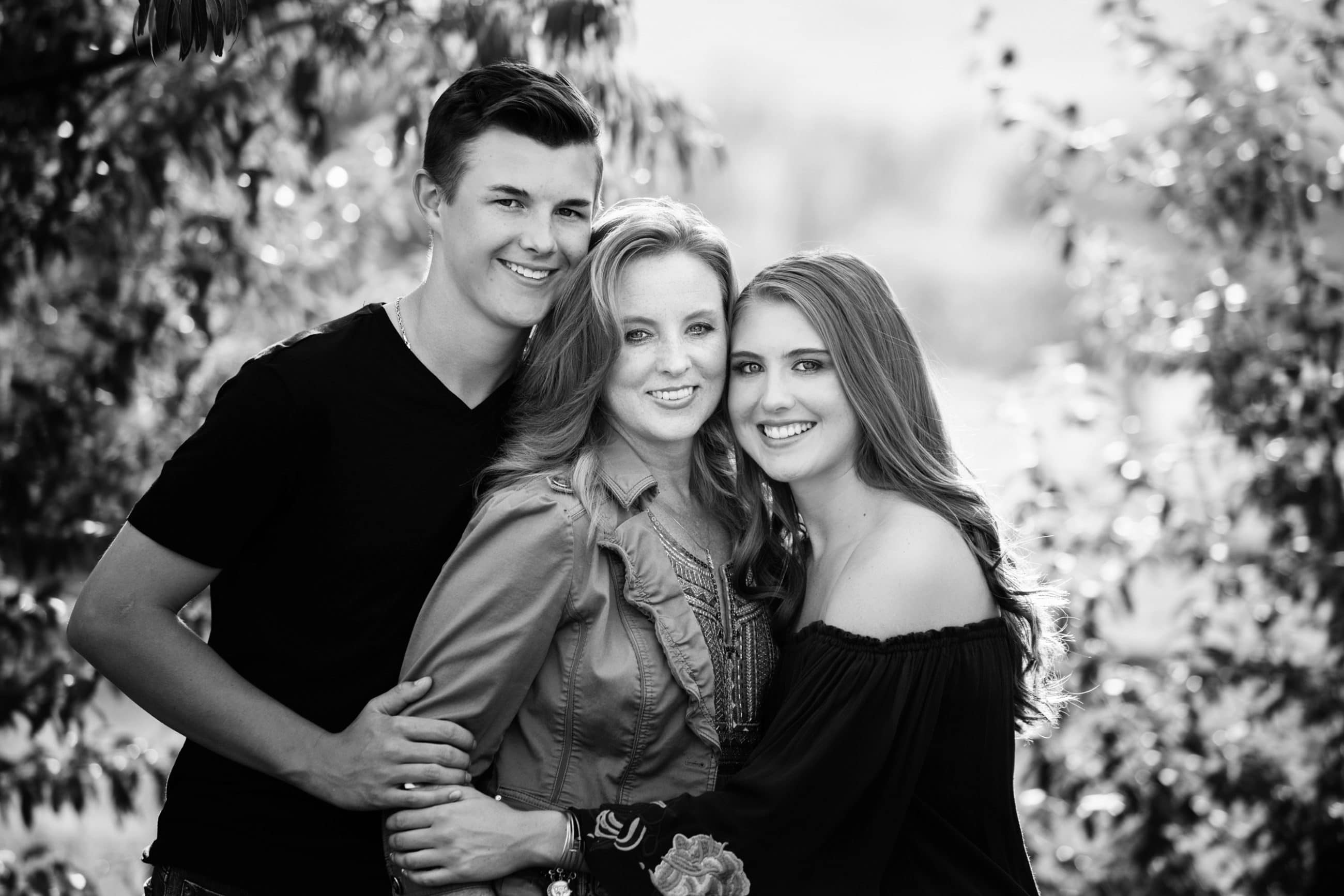 Top 10 teenage family photos ideas and inspiration